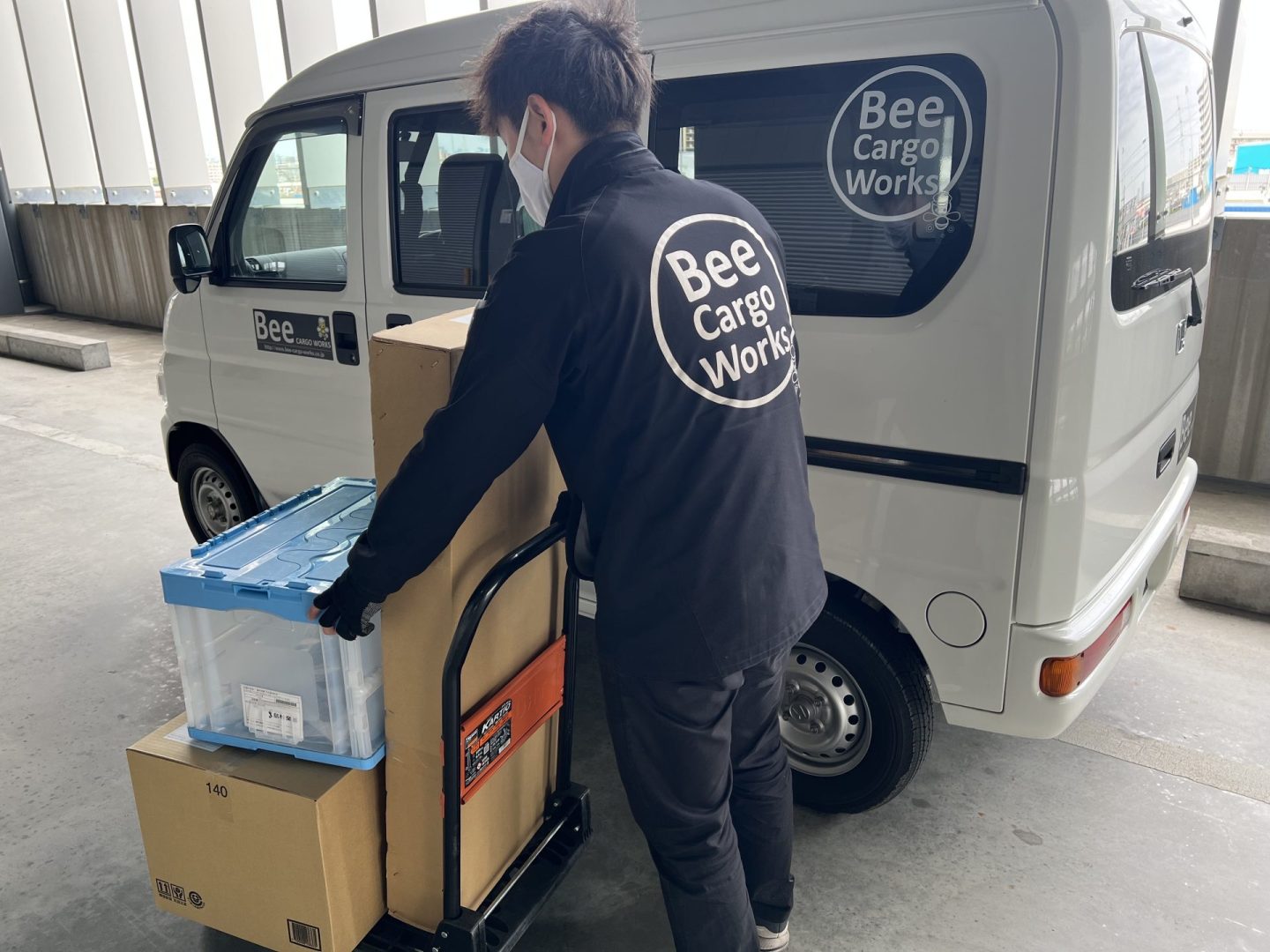 音楽専門店商品配送 全国多店舗展開企業 - 事例紹介 - 首都圏を中心に一都三県の配送依頼はビー・カーゴワークスへ